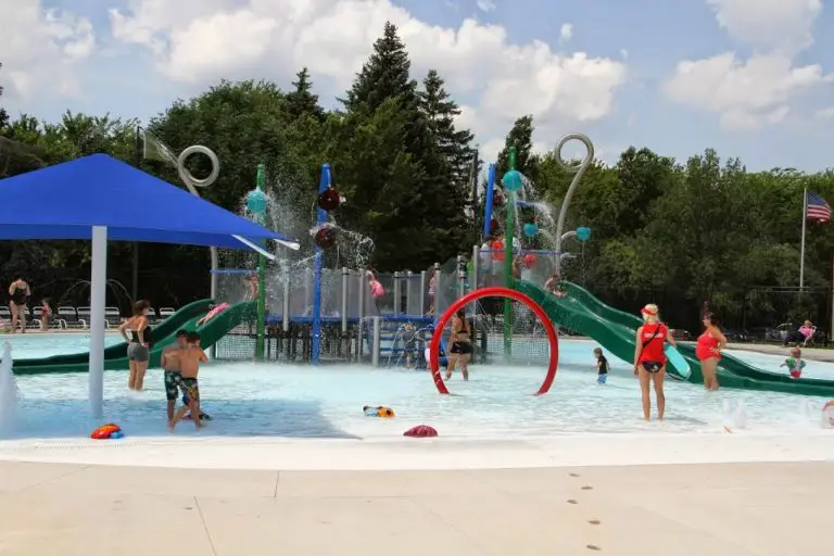 Best Splash Pads and Public Pools in Chicago and Suburbs