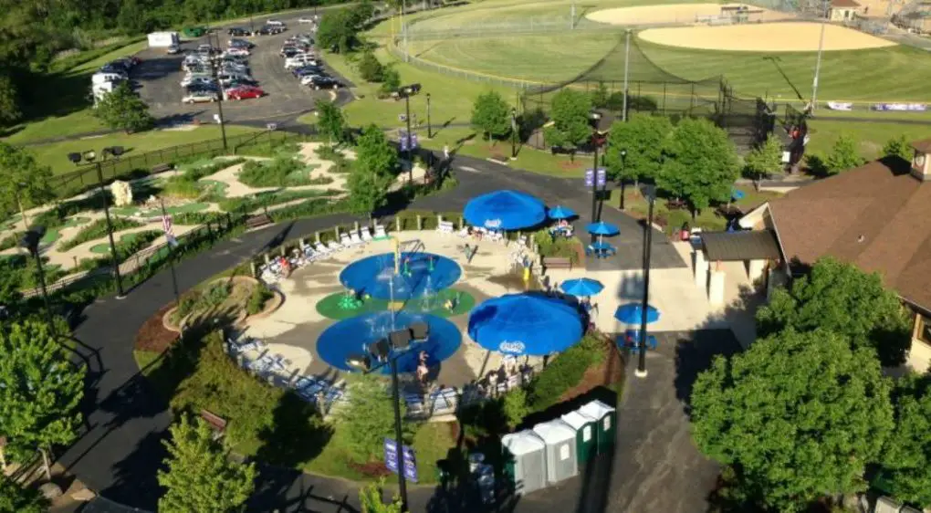 Best Splash Pads and Public Pools in Chicago and Suburbs