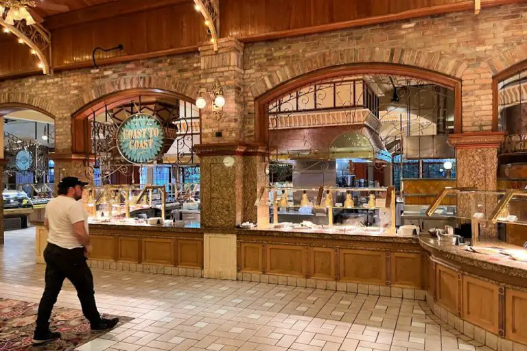 Here Are the Best Vegas Buffets—Stop Wasting Money Now!