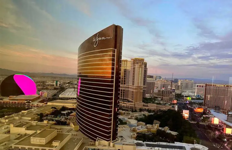 10 Hotels With the Best Views of the Sphere