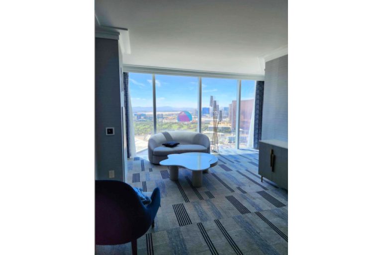 10 Hotels With the Best Views of the Sphere