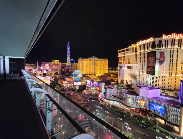 5 Best Las Vegas Hotels With a City View Balcony