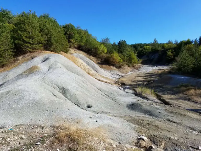 Beyond Lake Ohrid > Macedonia's Volcano Duvalo